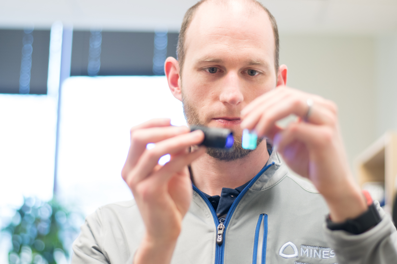 Kevin Cash wins NSF CAREER Award for metabolic communication research ...