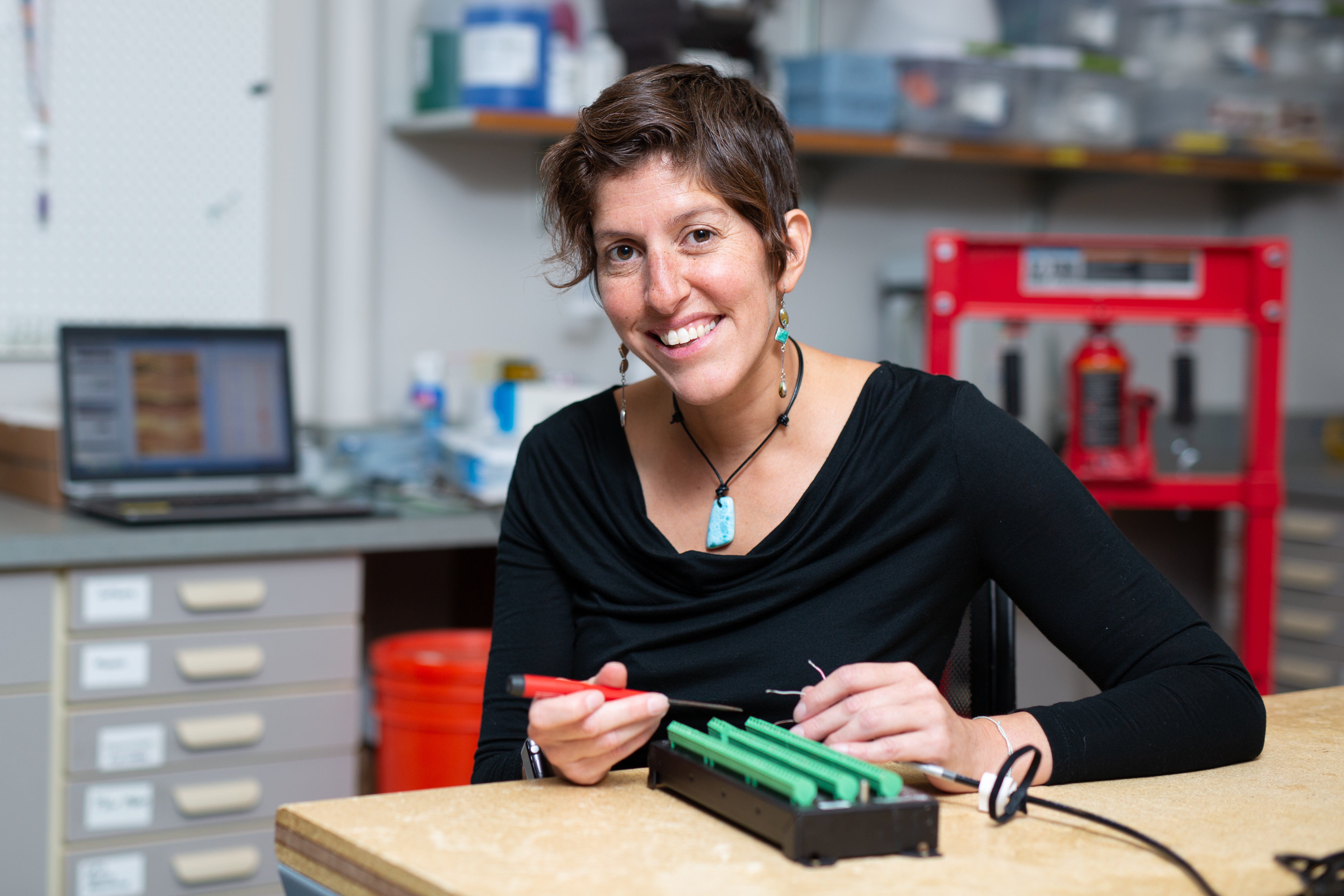 Kamini Singha selected to 2024 class of AGU Fellows | Colorado School of Mines | Newsroom