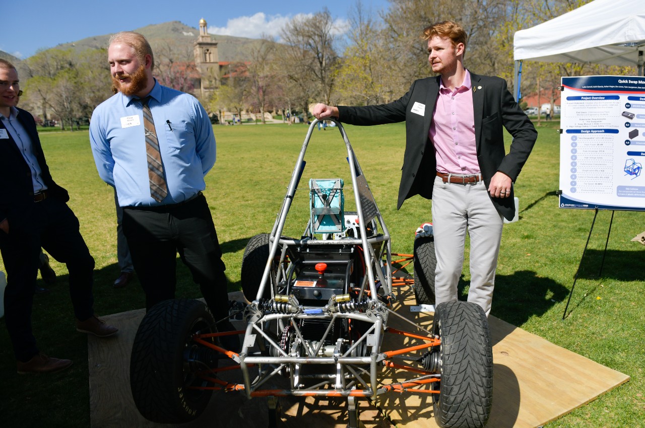 Interchangeable electric vehicle powertrain wins top honors at Spring ...