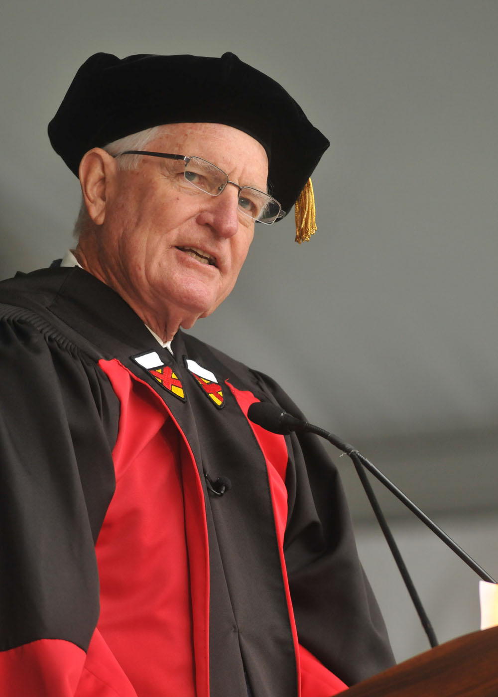 Retired Intel Chairman and CEO Craig Barrett delivers commencement ...